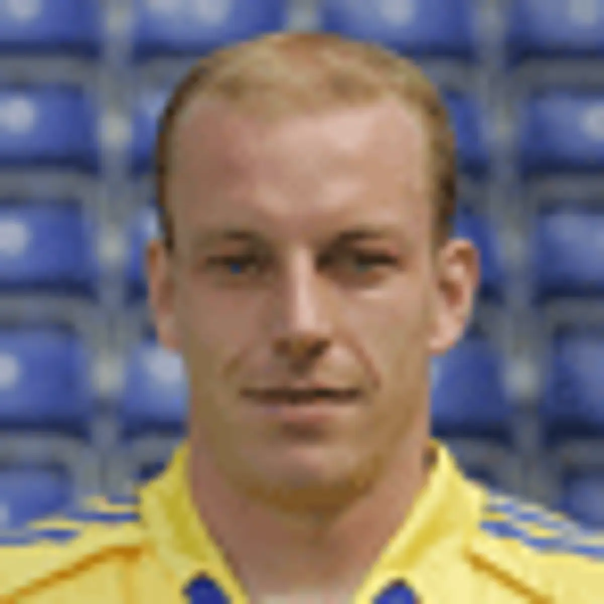 Kim Daugaard foran kamp nr. 60